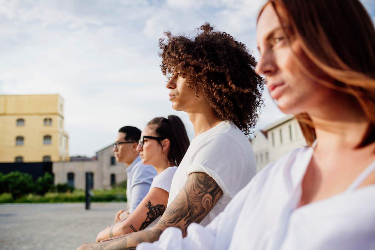 Benefits of Mindfulness Meditation - Blog Explaind